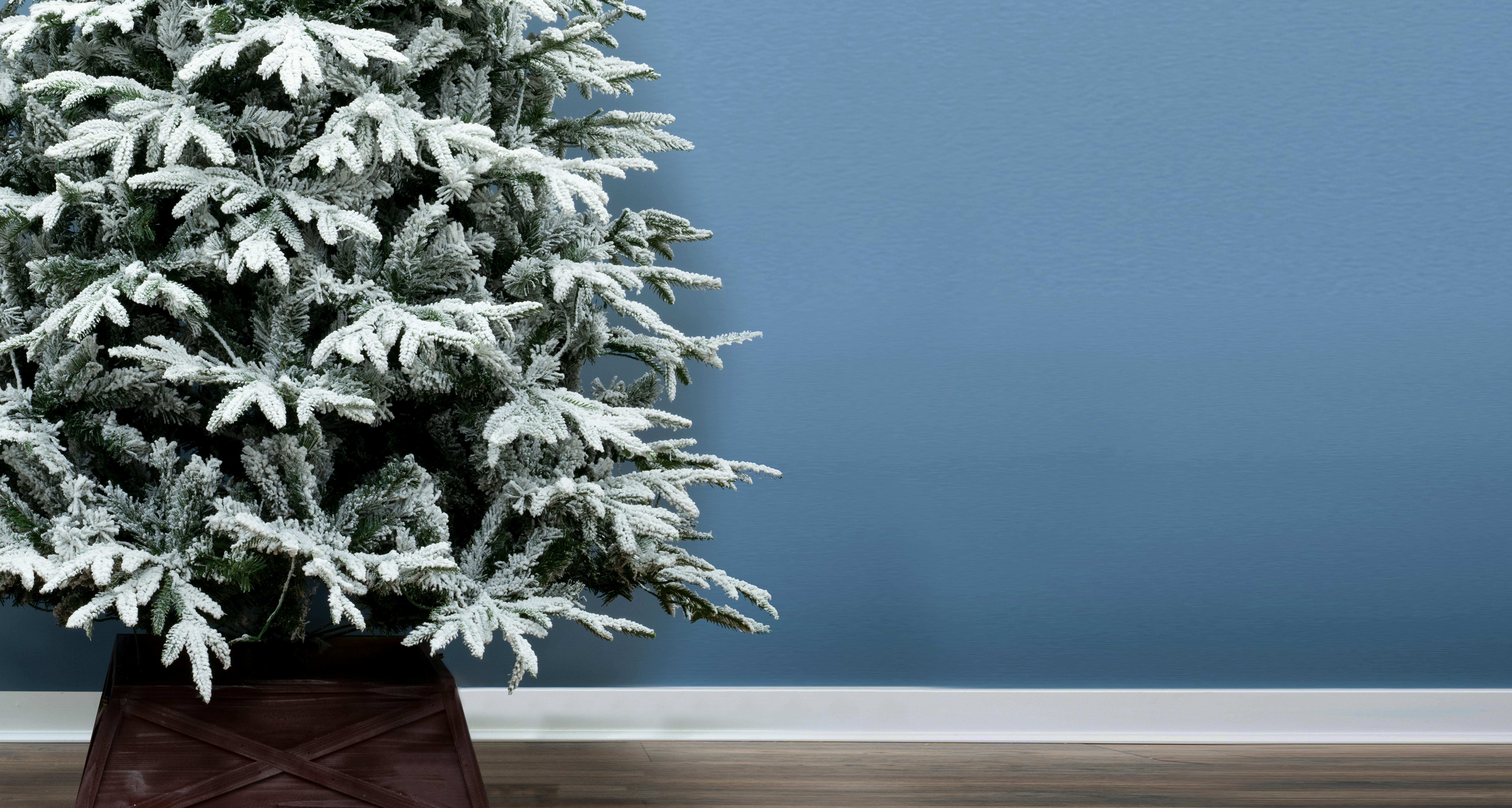 4ft Snowy Alpine Tree